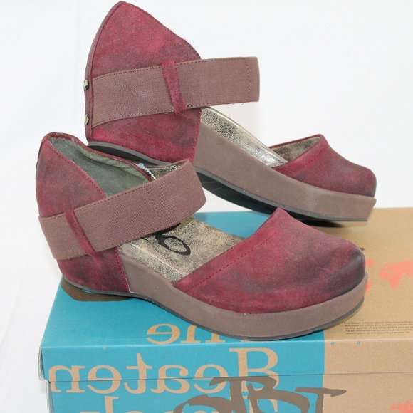 OTBT | Shoes | Otbt Migrant Sandal Clog Mule Red Wine Suede New | Poshmark
